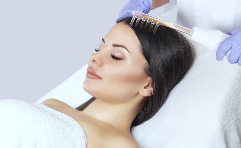 Terapia capilar: saiba o que é, como funciona e quando é indicada ...